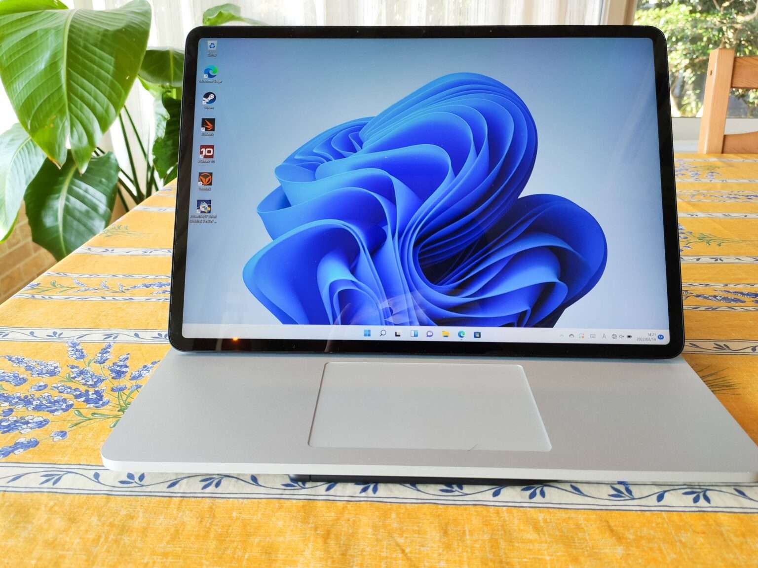 Surface Go 3とSurface Pro 9どちらを購入すべき？ - WPTeq