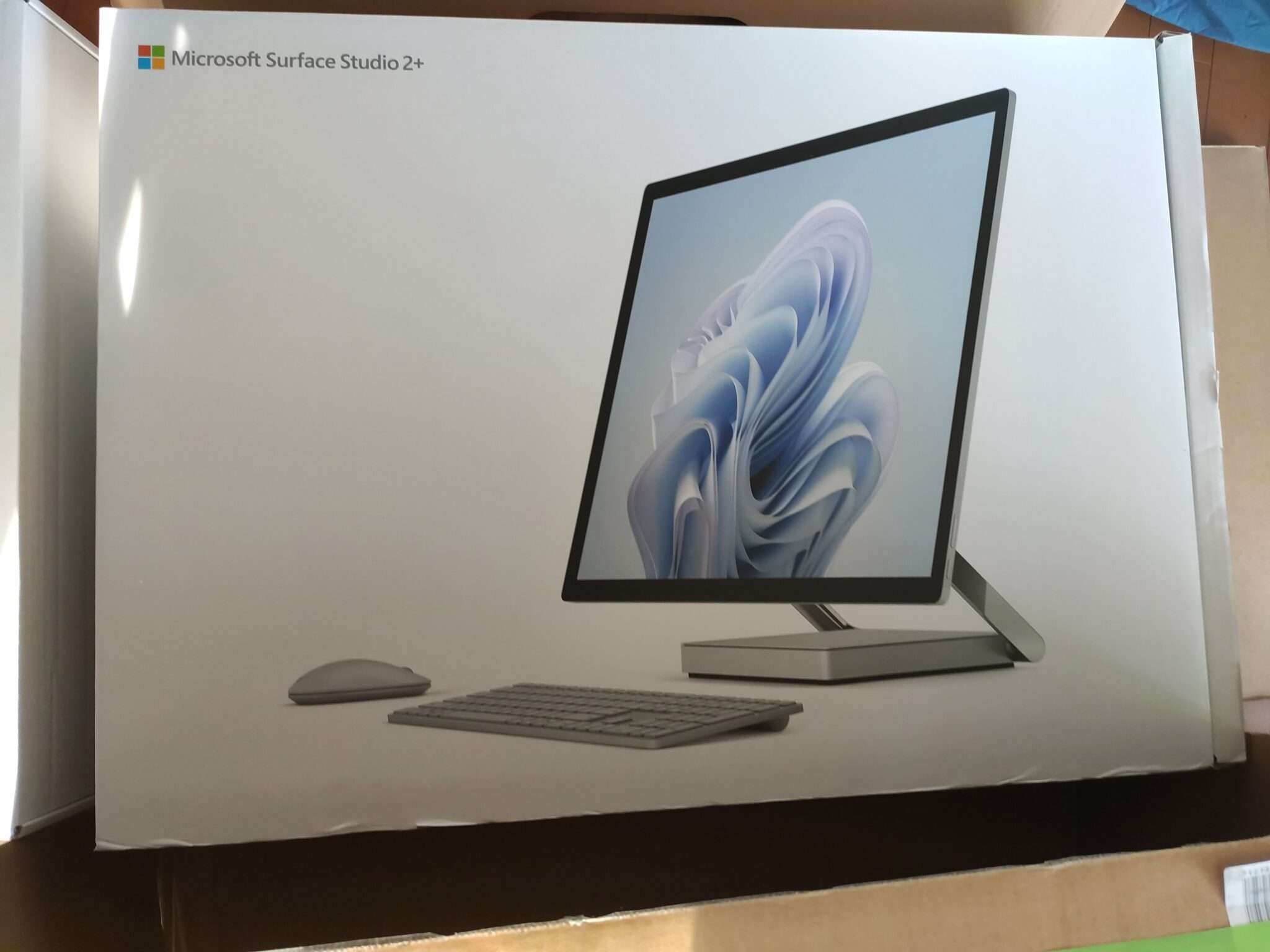 Surface Studio 2+実機レビュー、クリエーター向けの唯一無二のPC。 - WPTeq